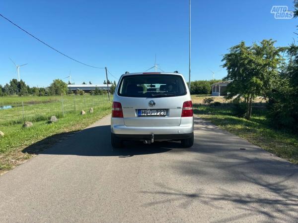 Volkswagen Touran 2004 in Telschi, with an engine capacity of 1.90 L and mileage of 253 thousand km for 2250 €, photo 7 on AUTOMOTO.COM.LV
