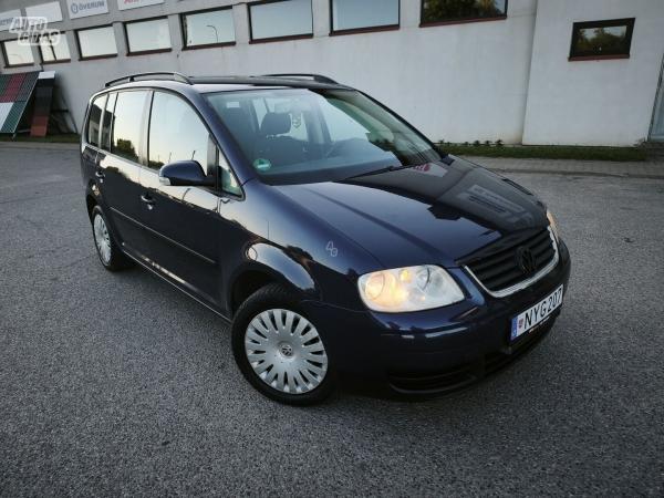 Volkswagen Touran 2004 in Jurbarkas, with an engine capacity of 1.90 L and mileage of 321 thousand km for 1350 €, photo 2 on AUTOMOTO.COM.LV