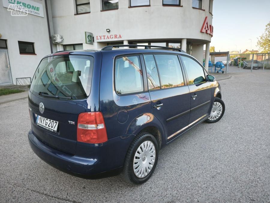 Фольксваген Туран 2004 в Юрбаркас, объемом двигателя 1.90 л и пробегом 321 тыс. км за 1350 €, фото 4 на AUTOMOTO.COM.LV