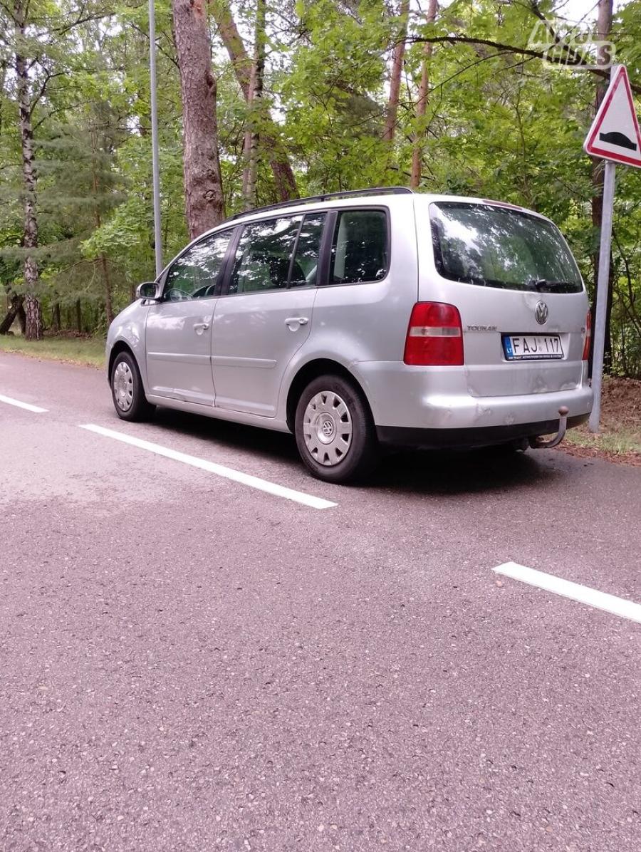 Volkswagen Touran 2004 Kauņa, ar dzinēja tilpumu 1.90 L un nobraukumu 440 tūkst. km par 1399 €, foto 7 vietnē AUTOMOTO.COM.LV