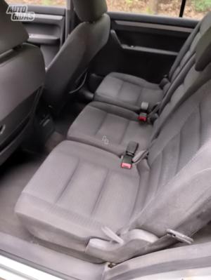 Volkswagen Touran 2004 Kauņa, ar dzinēja tilpumu 1.90 L un nobraukumu 440 tūkst. km par 1399 €, foto 11 vietnē AUTOMOTO.COM.LV