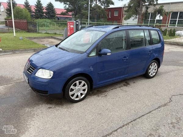 Volkswagen Touran 2004 Jonava, ar dzinēja tilpumu 2.00 L un nobraukumu 406 tūkst. km par 900 €, foto 2 vietnē AUTOMOTO.COM.LV