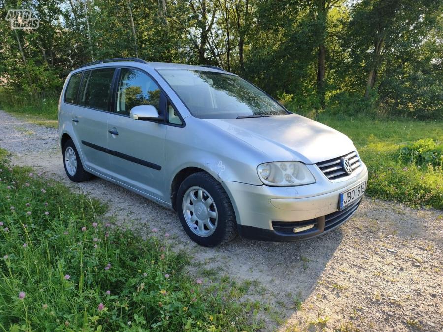 Volkswagen Touran 2004 Viļņa, ar dzinēja tilpumu 1.60 L un nobraukumu 207 tūkst. km par 850 €, foto 4 vietnē AUTOMOTO.COM.LV