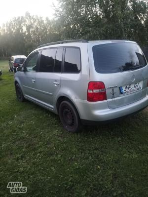 Volkswagen Touran 2004 in Kaisiadorys, with an engine capacity of 2.00 L and mileage of 290 thousand km for 1000 €, photo 5 on AUTOMOTO.COM.LV
