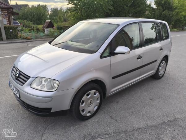 Volkswagen Touran 2004 Joniškis, ar dzinēja tilpumu 1.90 L un nobraukumu 248 tūkst. km par 1998 €, foto 4 vietnē AUTOMOTO.COM.LV