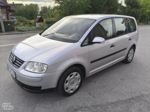 Volkswagen Touran 2004 Joniškis, ar dzinēja tilpumu 1.90 L un nobraukumu 248 tūkst. km par 1998 €, foto 4 vietnē AUTOMOTO.COM.LV