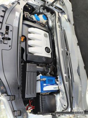 Volkswagen Touran 2004 Joniškis, ar dzinēja tilpumu 1.90 L un nobraukumu 248 tūkst. km par 1998 €, foto 17 vietnē AUTOMOTO.COM.LV