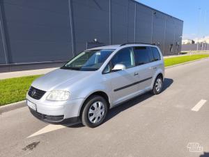Volkswagen Touran 2004 Kauņa, ar dzinēja tilpumu 1.60 L un nobraukumu 257 tūkst. km par 1050 €, foto 5 vietnē AUTOMOTO.COM.LV
