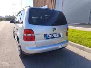 Volkswagen Touran 2004 Kauņa, ar dzinēja tilpumu 1.60 L un nobraukumu 257 tūkst. km par 1050 €, foto 6 vietnē AUTOMOTO.COM.LV