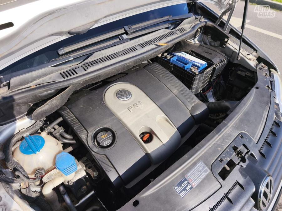 Volkswagen Touran 2004 Kauņa, ar dzinēja tilpumu 1.60 L un nobraukumu 257 tūkst. km par 1050 €, foto 13 vietnē AUTOMOTO.COM.LV