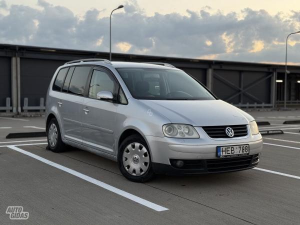 Volkswagen Touran 2004 in Kaunas on AUTOMOTO.COM.LV Volkswagen Touran 2004 in Kaunas, with an engine capacity of 2.00 L and mileage of 326 thousand km for 2200 β¬, photo 1 on AUTOMOTO.COM.LV