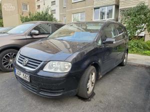 Volkswagen Touran 2004 Viļņa, ar dzinēja tilpumu 2.00 L un nobraukumu 301 tūkst. km par 800 €, foto  vietnē AUTOMOTO.COM.LV