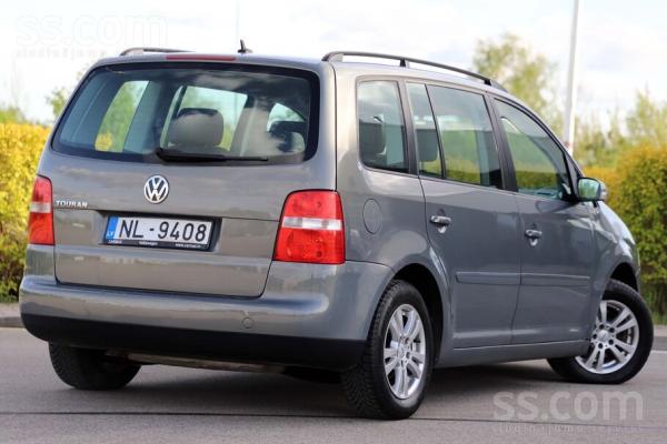 Volkswagen Touran 2005 in Tukums, with an engine capacity of 1.90 L and mileage of 0 thousand km for 1780 €, photo 3 on AUTOMOTO.COM.LV