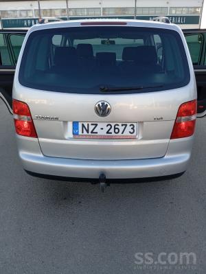 Volkswagen Touran 2005 Jēkabpils, ar dzinēja tilpumu 1.90 L un nobraukumu 242 tūkst. km par 2300 €, foto 2 vietnē AUTOMOTO.COM.LV
