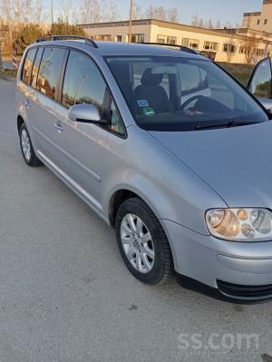 Volkswagen Touran 2005 Jēkabpils, ar dzinēja tilpumu 1.90 L un nobraukumu 242 tūkst. km par 2300 €, foto 3 vietnē AUTOMOTO.COM.LV