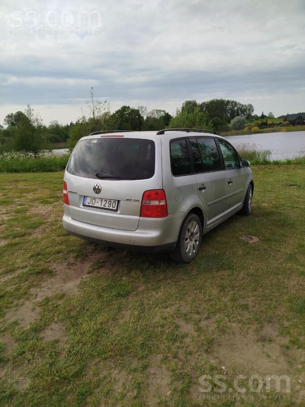 Volkswagen Touran 2005 Talsi, ar dzinēja tilpumu 1.90 L un nobraukumu 461 tūkst. km par 1300 €, foto 4 vietnē AUTOMOTO.COM.LV