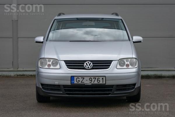 Volkswagen Touran 2005 in Riga, with an engine capacity of 2.00 L and mileage of 0 thousand km for 2852 €, photo 2 on AUTOMOTO.COM.LV