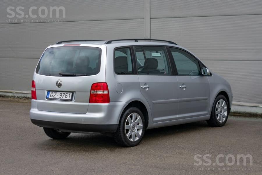 Volkswagen Touran 2005 in Riga, with an engine capacity of 2.00 L and mileage of 0 thousand km for 2852 €, photo 4 on AUTOMOTO.COM.LV