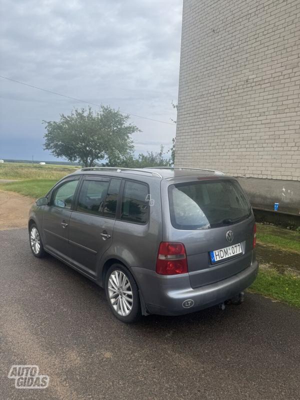Volkswagen Touran 2005 Trakai, ar dzinēja tilpumu 2.00 L un nobraukumu 350 tūkst. km par 1000 €, foto 4 vietnē AUTOMOTO.COM.LV