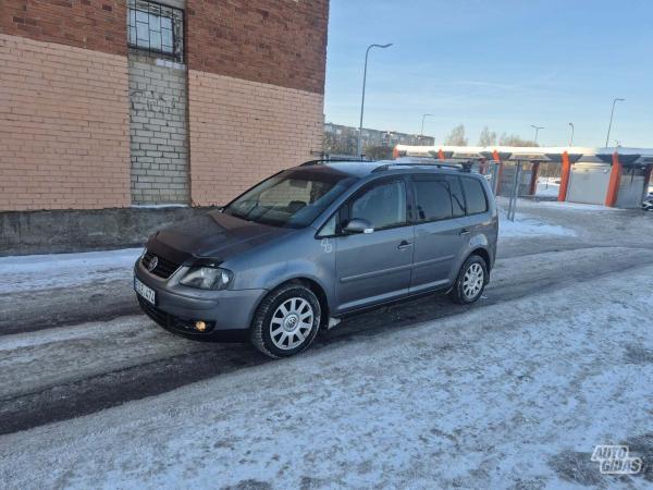 Volkswagen Touran 2005 Šilalė, ar dzinēja tilpumu 1.90 L un nobraukumu 300 tūkst. km par 1350 €, foto 1 vietnē AUTOMOTO.COM.LV