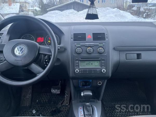 Volkswagen Touran 2005 Valka, ar dzinēja tilpumu 1.90 L un nobraukumu 283 tūkst. km par 1150 €, foto 5 vietnē AUTOMOTO.COM.LV