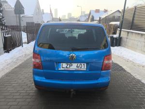Volkswagen Touran 2005 in Vilnius, with an engine capacity of 2.00 L and mileage of 330 thousand km for 950 €, photo 6 on AUTOMOTO.COM.LV