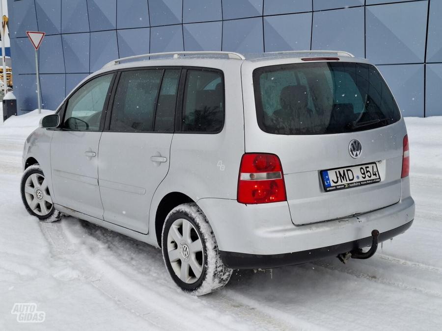 Volkswagen Touran 2005 Šilutė, ar dzinēja tilpumu 1.90 L un nobraukumu 369 tūkst. km par 1650 €, foto 2 vietnē AUTOMOTO.COM.LV