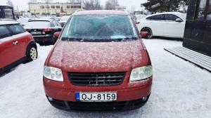 Volkswagen Touran 2005 in Riga, with an engine capacity of 2.00 L and mileage of 236 thousand km for 2900 €, photo 4 on AUTOMOTO.COM.LV