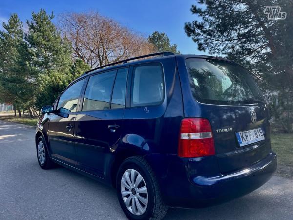 Volkswagen Touran 2005 Kauņa, ar dzinēja tilpumu 1.90 L un nobraukumu 271 tūkst. km par 1750 €, foto 3 vietnē AUTOMOTO.COM.LV
