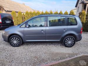Volkswagen Touran 2005 Marijampole, ar dzinēja tilpumu 1.90 L un nobraukumu 430 tūkst. km par 650 €, foto 2 vietnē AUTOMOTO.COM.LV