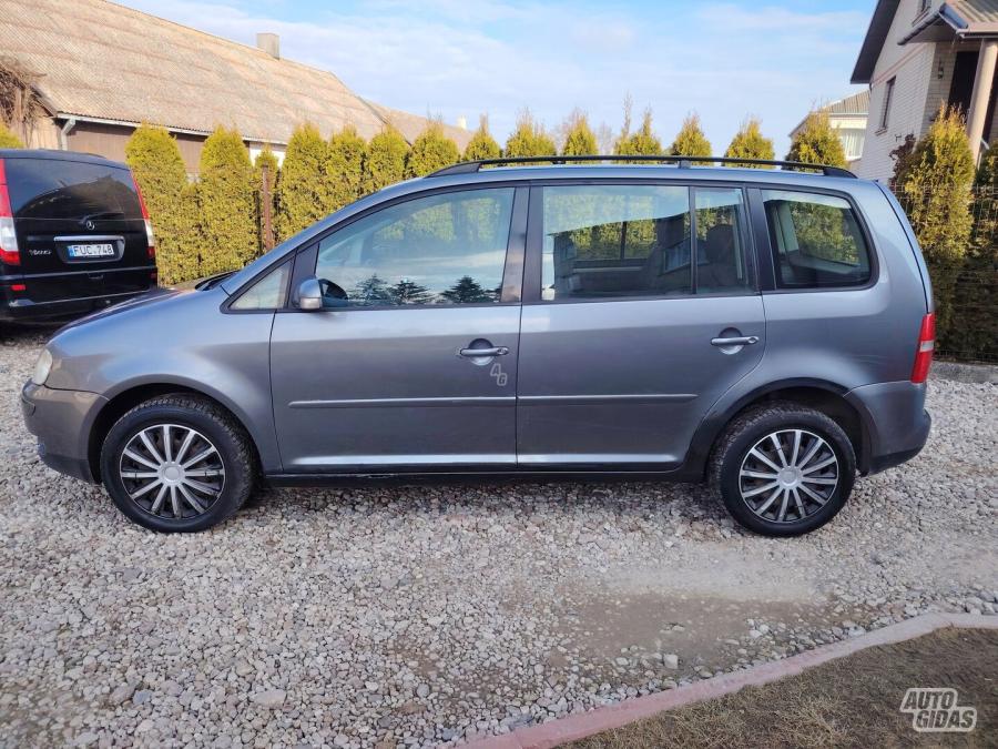 Volkswagen Touran 2005 Marijampole, ar dzinēja tilpumu 1.90 L un nobraukumu 430 tūkst. km par 650 €, foto 2 vietnē AUTOMOTO.COM.LV
