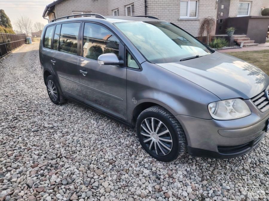 Volkswagen Touran 2005 Marijampole, ar dzinēja tilpumu 1.90 L un nobraukumu 430 tūkst. km par 650 €, foto 5 vietnē AUTOMOTO.COM.LV