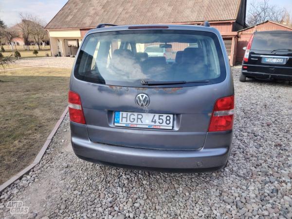 Volkswagen Touran 2005 Marijampole, ar dzinēja tilpumu 1.90 L un nobraukumu 430 tūkst. km par 650 €, foto 7 vietnē AUTOMOTO.COM.LV
