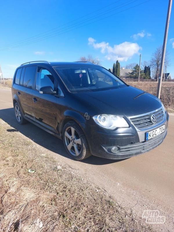 Volkswagen Touran 2005 Klaipėda, ar dzinēja tilpumu 2.00 L un nobraukumu 335 tūkst. km par 800 €, foto 6 vietnē AUTOMOTO.COM.LV