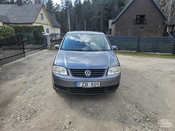 Volkswagen Touran 2005 Prienai, ar dzinēja tilpumu 1.60 L un nobraukumu 209 tūkst. km par 650 €, foto 3 vietnē AUTOMOTO.COM.LV
