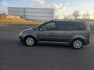 Volkswagen Touran 2005 Jonava, ar dzinēja tilpumu 2.00 L un nobraukumu 270 tūkst. km par 1700 €, foto 5 vietnē AUTOMOTO.COM.LV