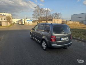 Volkswagen Touran 2005 Jonava, ar dzinēja tilpumu 2.00 L un nobraukumu 270 tūkst. km par 1700 €, foto 7 vietnē AUTOMOTO.COM.LV