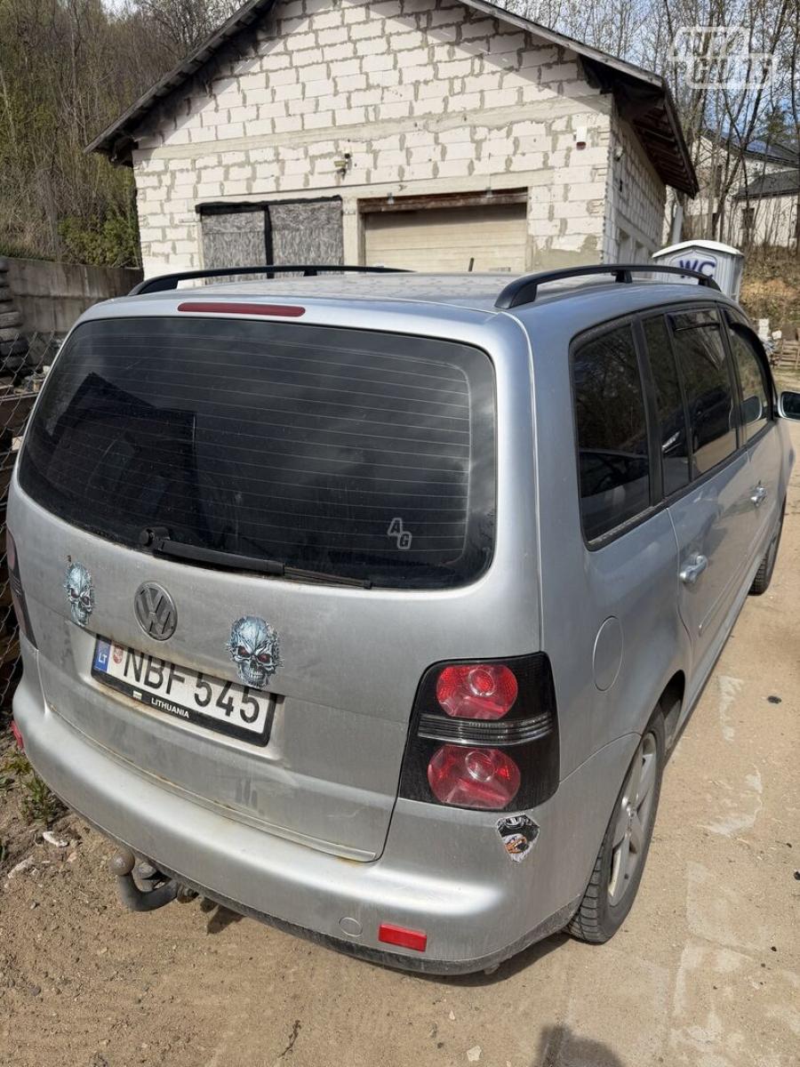 Фольксваген Туран 2005 в Вильнюс, объемом двигателя 1.90 л и пробегом 380 тыс. км за 1600 €, фото 5 на AUTOMOTO.COM.LV