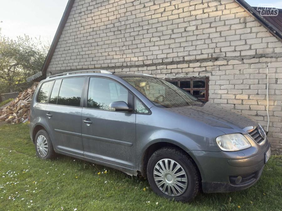 Фольксваген Туран 2005 в Лаздияй, объемом двигателя 2.00 л и пробегом 415 тыс. км за 700 €, фото 4 на AUTOMOTO.COM.LV