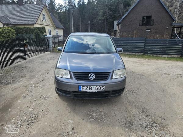 Volkswagen Touran 2005 in Prienai, with an engine capacity of 1.60 L and mileage of 208 thousand km for 500 €, photo 1 on AUTOMOTO.COM.LV