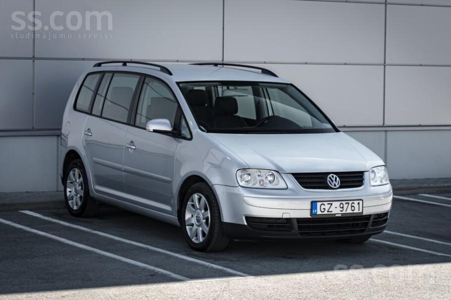 Volkswagen Touran 2005 Rīga, ar dzinēja tilpumu 2.00 L un nobraukumu 0 tūkst. km par 1950 €, foto 4 vietnē AUTOMOTO.COM.LV