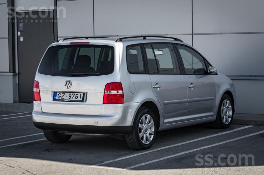 Volkswagen Touran 2005 Rīga, ar dzinēja tilpumu 2.00 L un nobraukumu 0 tūkst. km par 1950 €, foto 5 vietnē AUTOMOTO.COM.LV