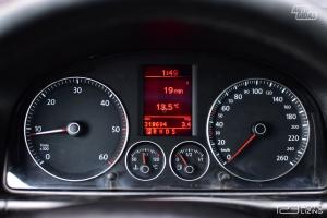 Фольксваген Туран 2005 в Кретинга, объемом двигателя 2.00 л и пробегом 319 тыс. км за 3250 €, фото 21 на AUTOMOTO.COM.LV