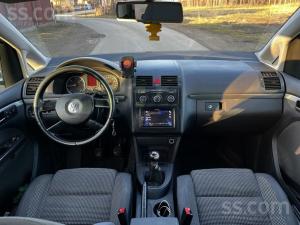 Фольксваген Туран 2005 в Рига, объемом двигателя 1.90 л и пробегом 445 тыс. км за 1580 €, фото 6 на AUTOMOTO.COM.LV