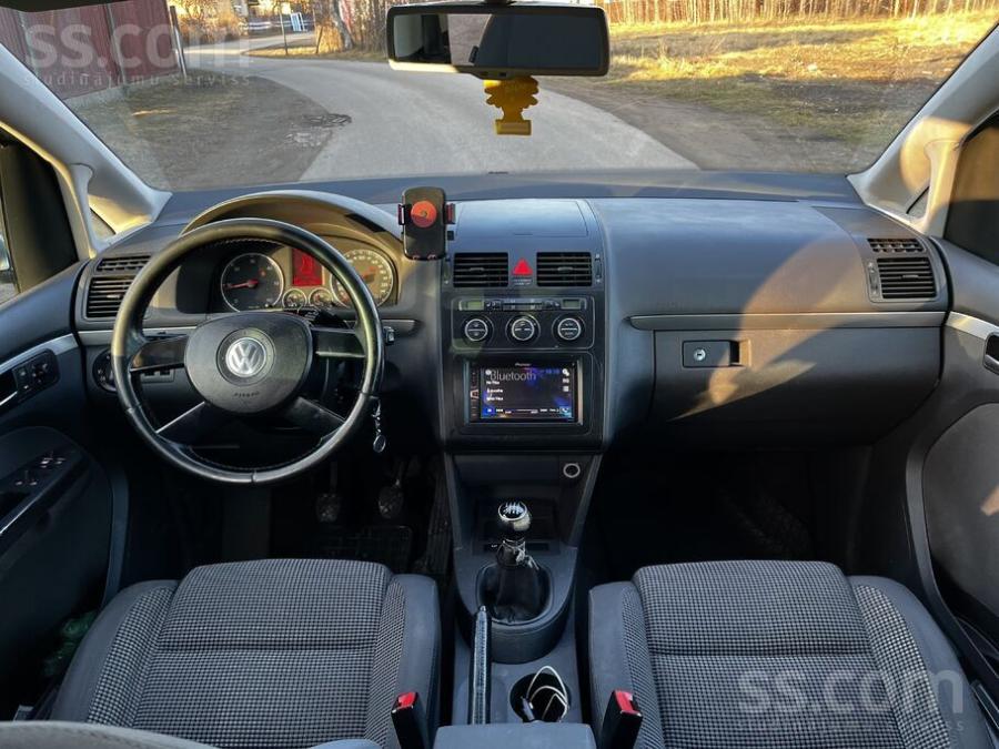 Фольксваген Туран 2005 в Рига, объемом двигателя 1.90 л и пробегом 445 тыс. км за 1580 €, фото 6 на AUTOMOTO.COM.LV