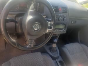 Volkswagen Touran 2005 in Akmene, with an engine capacity of 1.90 L and mileage of 300 thousand km for 600 €, photo 3 on AUTOMOTO.COM.LV