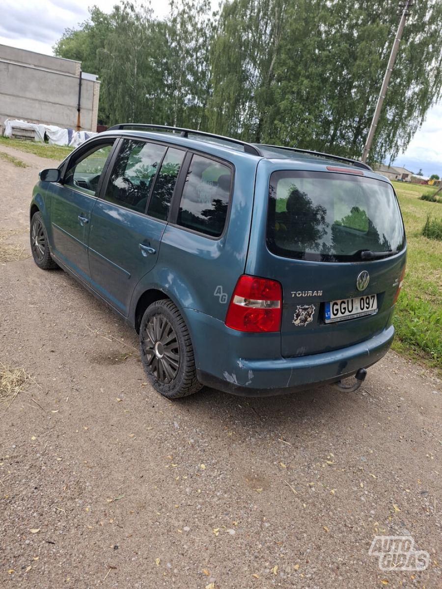 Фольксваген Туран 2005 в Юрбаркас, объемом двигателя 1.60 л и пробегом 290 тыс. км за 750 €, фото 4 на AUTOMOTO.COM.LV