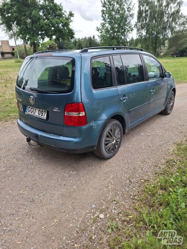 Volkswagen Touran 2005 Jurbarkas, ar dzinēja tilpumu 1.60 L un nobraukumu 290 tūkst. km par 750 €, foto 5 vietnē AUTOMOTO.COM.LV
