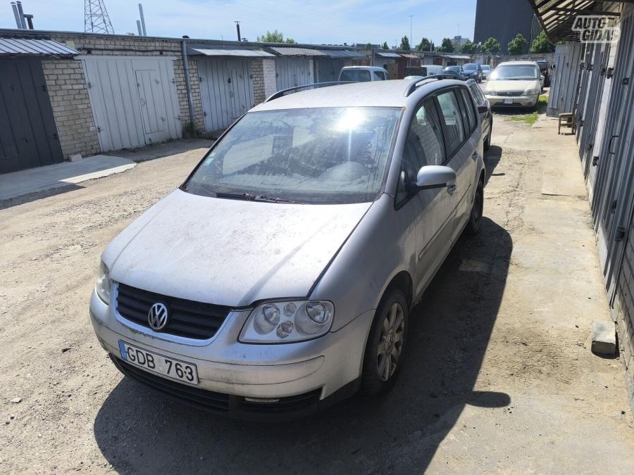 Volkswagen Touran 2005 Kauņa, ar dzinēja tilpumu 1.90 L un nobraukumu 350 tūkst. km par 359 €, foto 4 vietnē AUTOMOTO.COM.LV