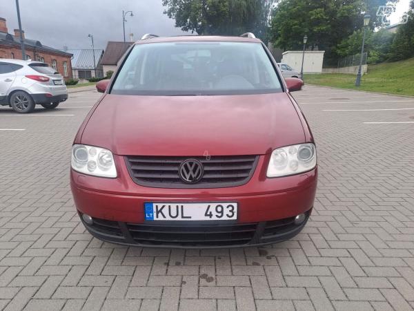 Volkswagen Touran 2005 in Telschi, with an engine capacity of 2.00 L and mileage of 275 thousand km for 1850 €, photo 2 on AUTOMOTO.COM.LV